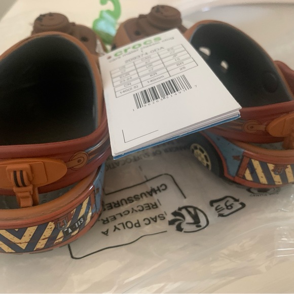 CROCS | Shoes | Mater Crocs | Poshmark